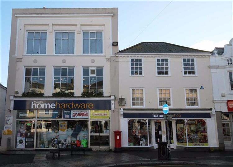 Retail Property For Sale in Victoria Square, Truro, Cornwall, TR1 2RT