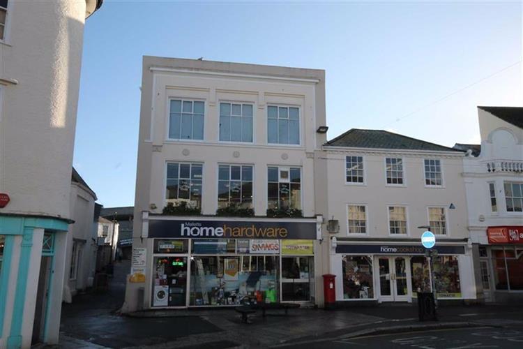 Retail Property For Sale in Victoria Square, Truro, Cornwall, TR1 2RT