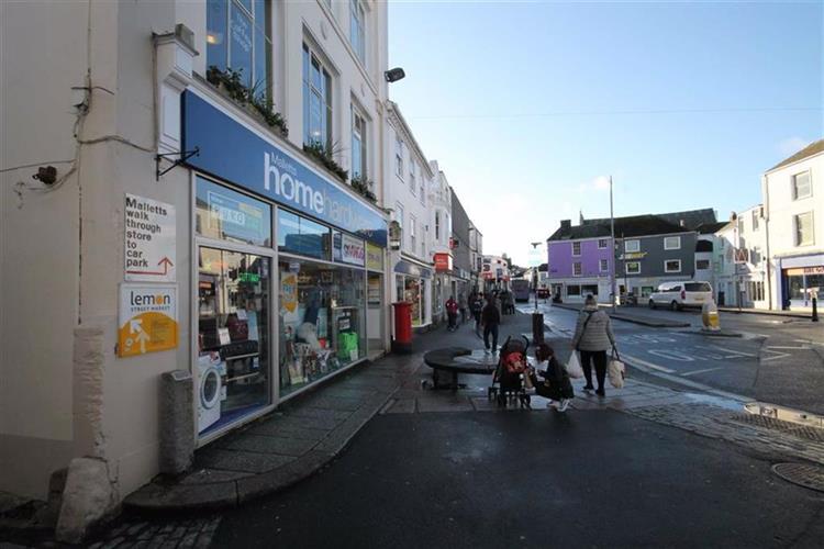 Retail Property For Sale in Victoria Square, Truro, Cornwall, TR1 2RT